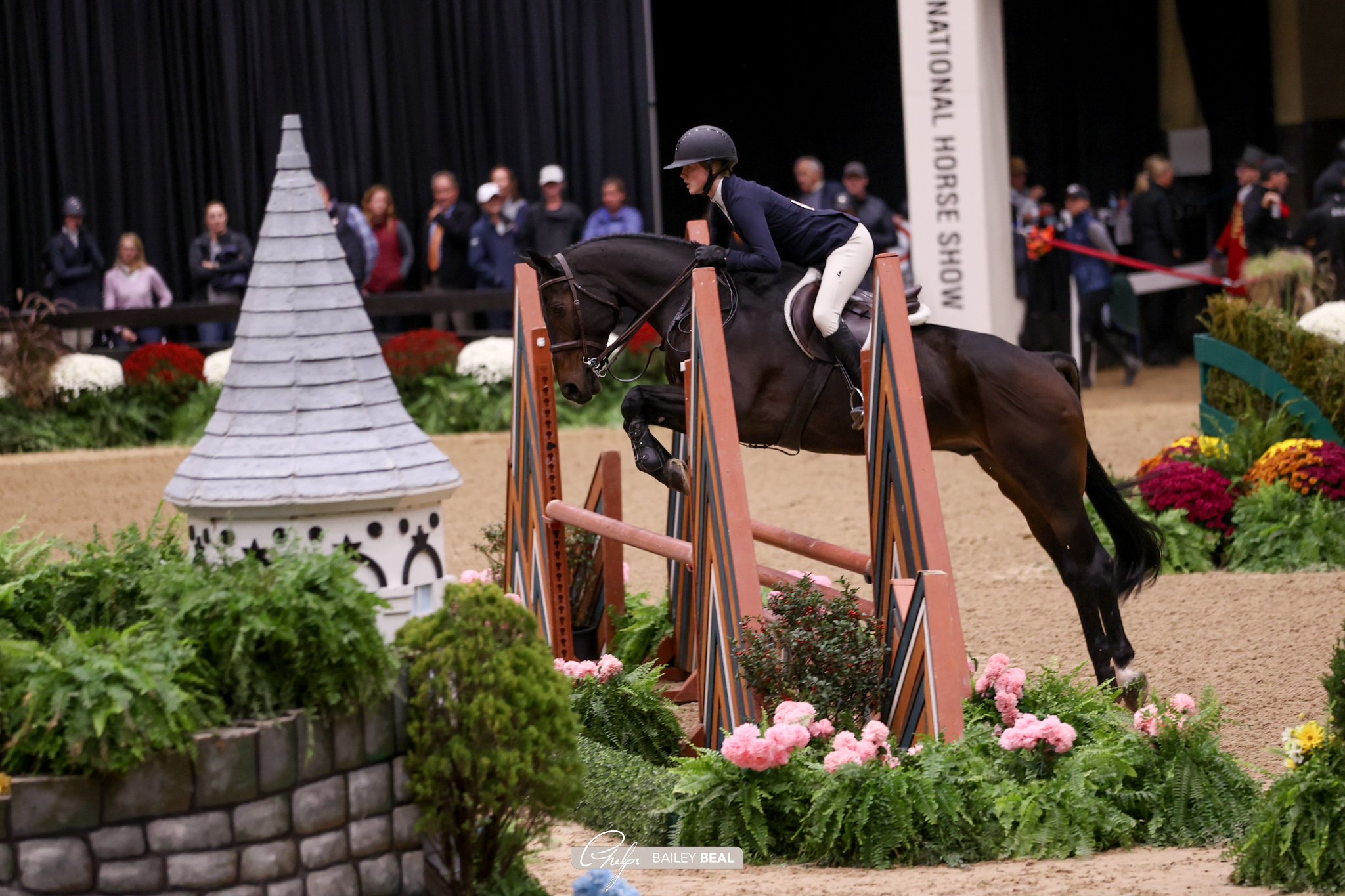 Juliette Earley takes the top spot in the 2022 Hamel NHS 3’3 Equitation ...